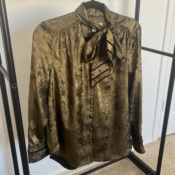 H by Halston | Tops | H By Halston Gold Shimmer Blouse | Poshmark